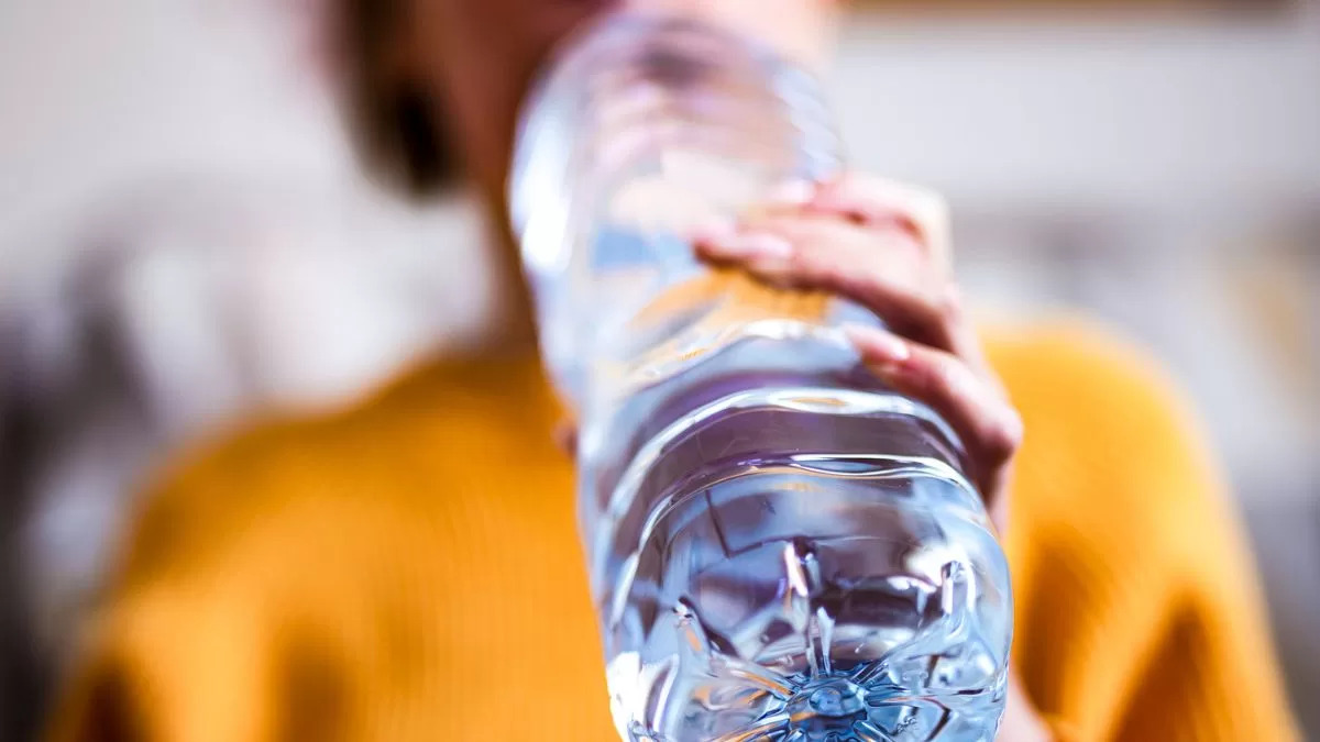 Estudio detecta presencia de microplásticos en distintas marcas de agua ... Estudio detecta presencia de microplásticos en distintas marcas de agua ...